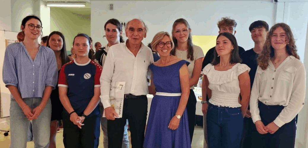 L’histoire de Nico Dassas, déporté du convoi 77, retracée par des collégiens - Convoi 77